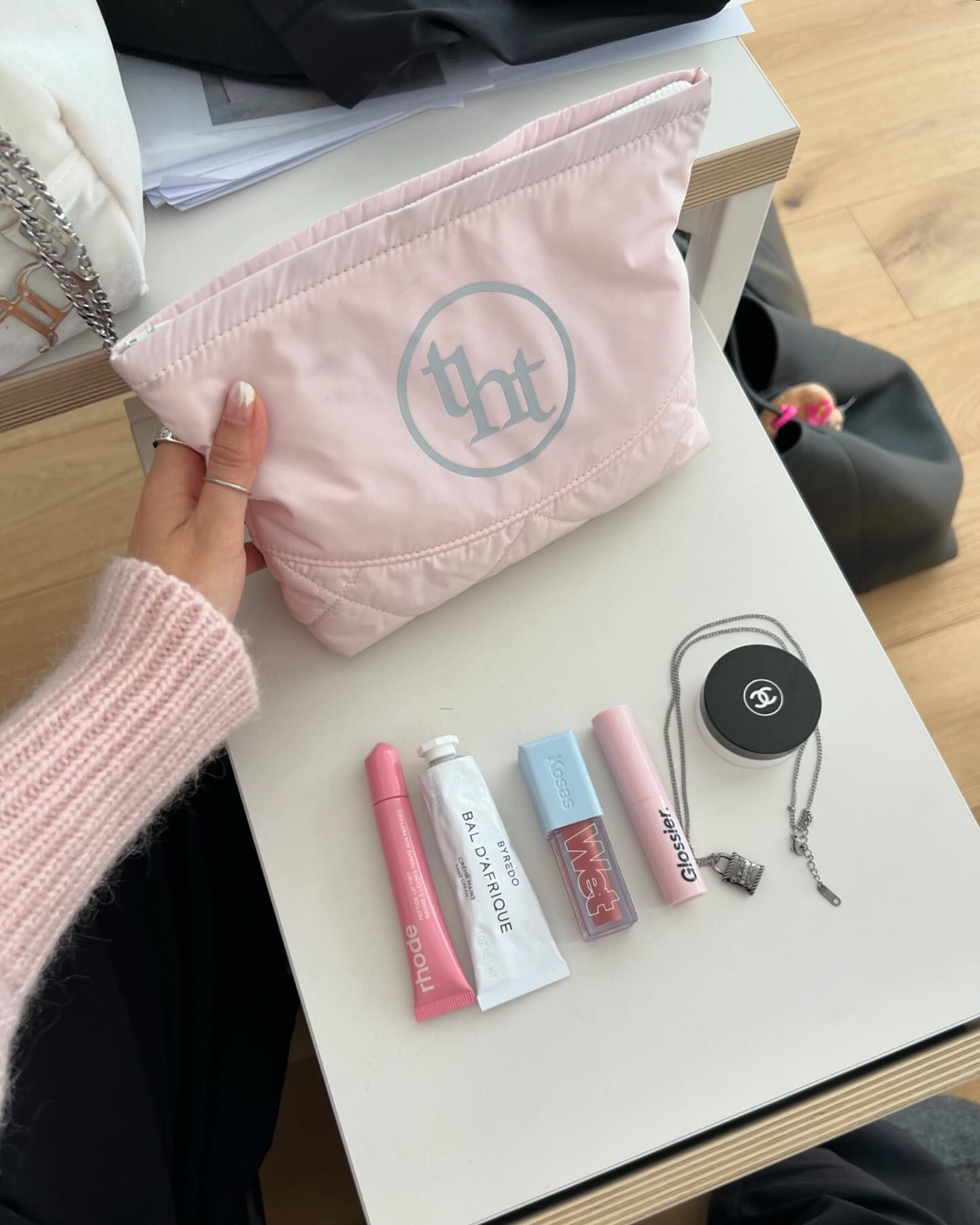 [ Pre-order ] Threetimes🤍Bebe pouch🎀 – lesson.zero